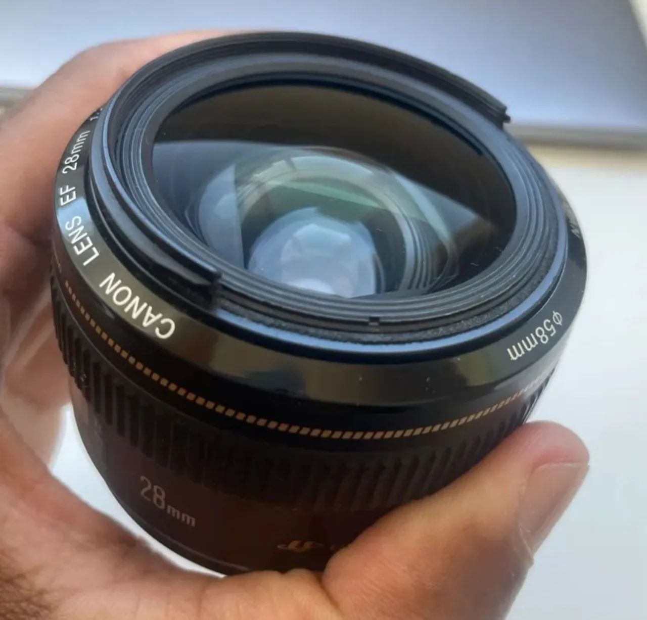 Lente canon f/1.8 28mm full frame serie ouro - Acessórios para Câmeras ...