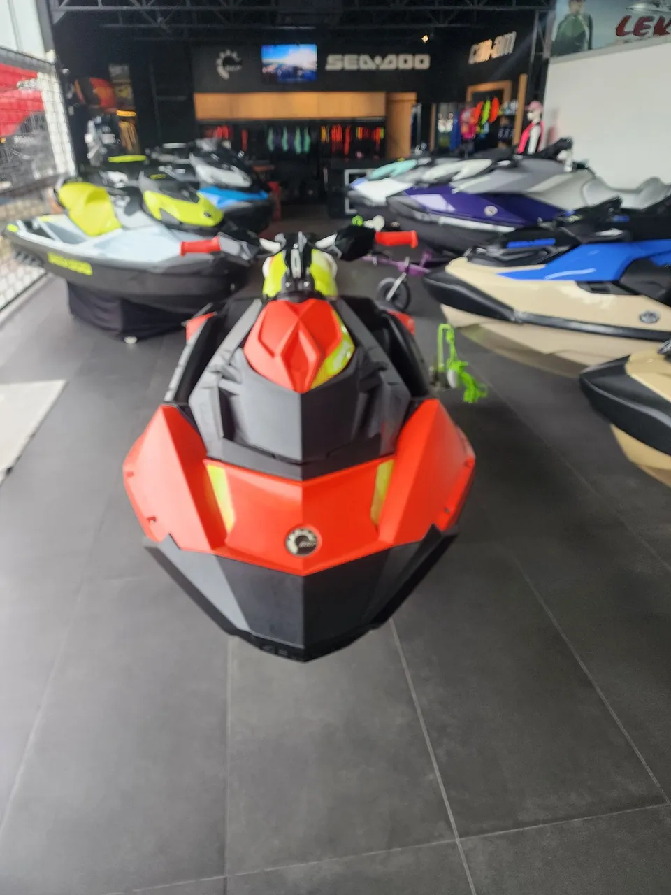 "jet ski spark" - Barcos e aeronaves no Brasil
