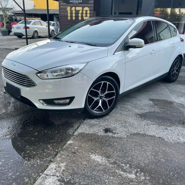 FORD FOCUS 2016 Usados e Novos