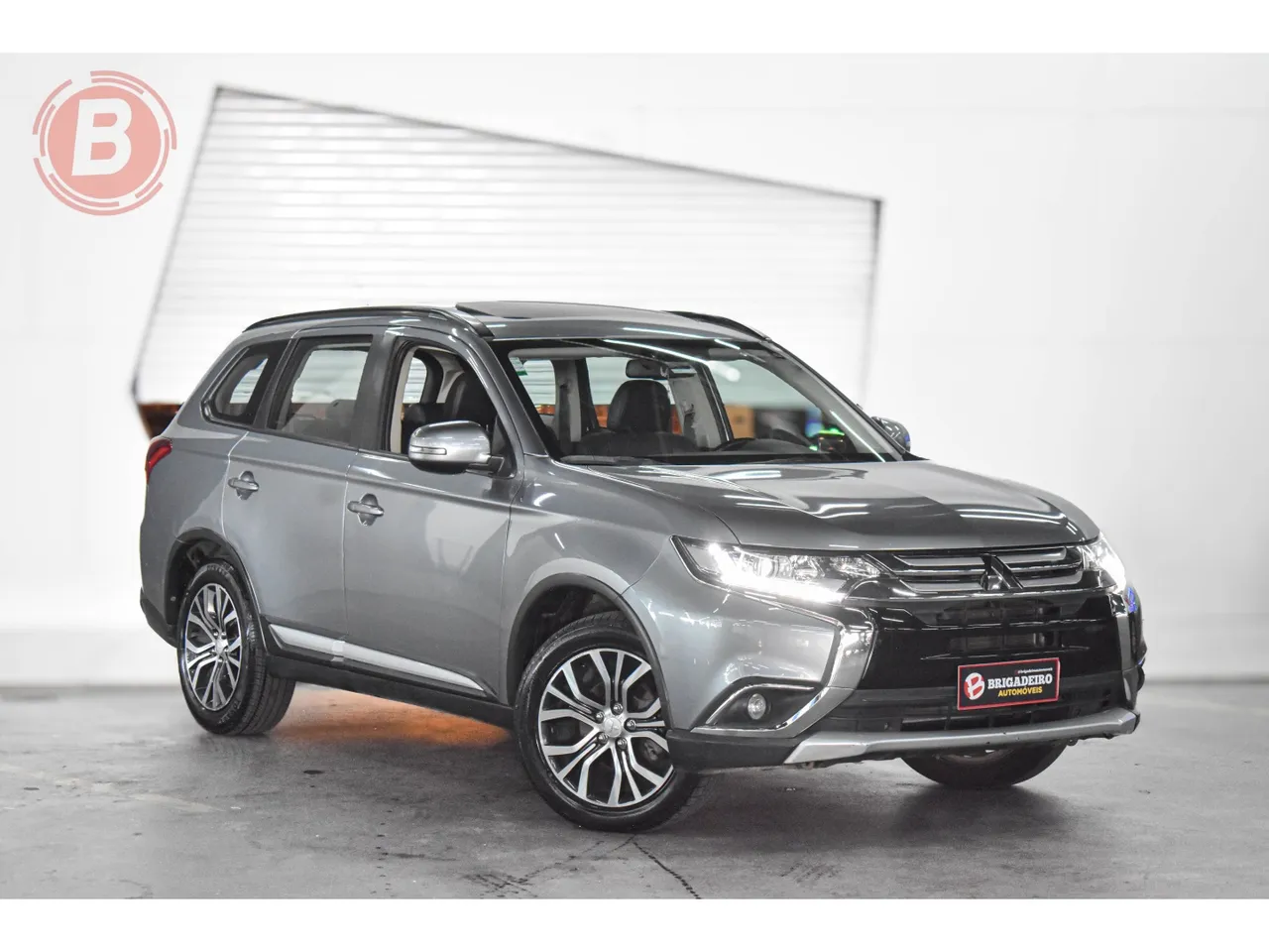 MITSUBISHI OUTLANDER 2016 Usados e Novos