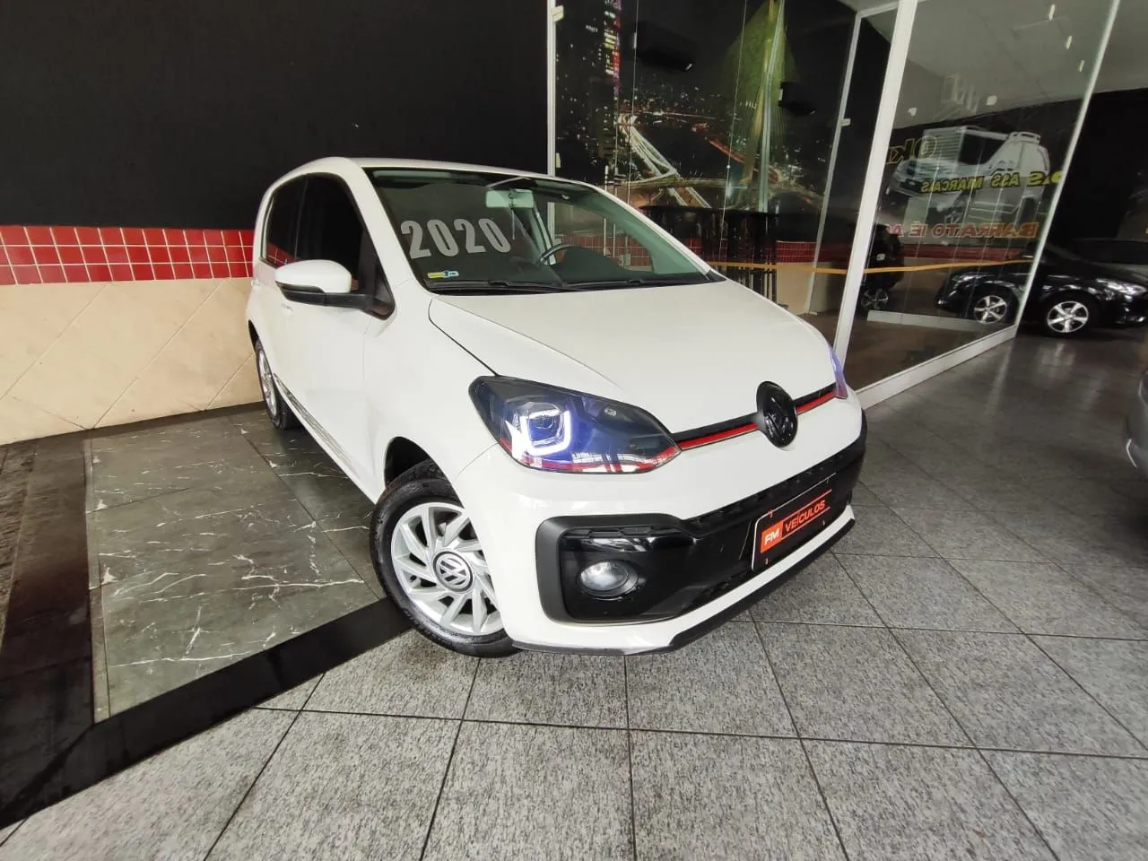 VOLKSWAGEN UP! CONNECT 1.0 TSI TOTAL FLEX 12V 5P Usados e Novos