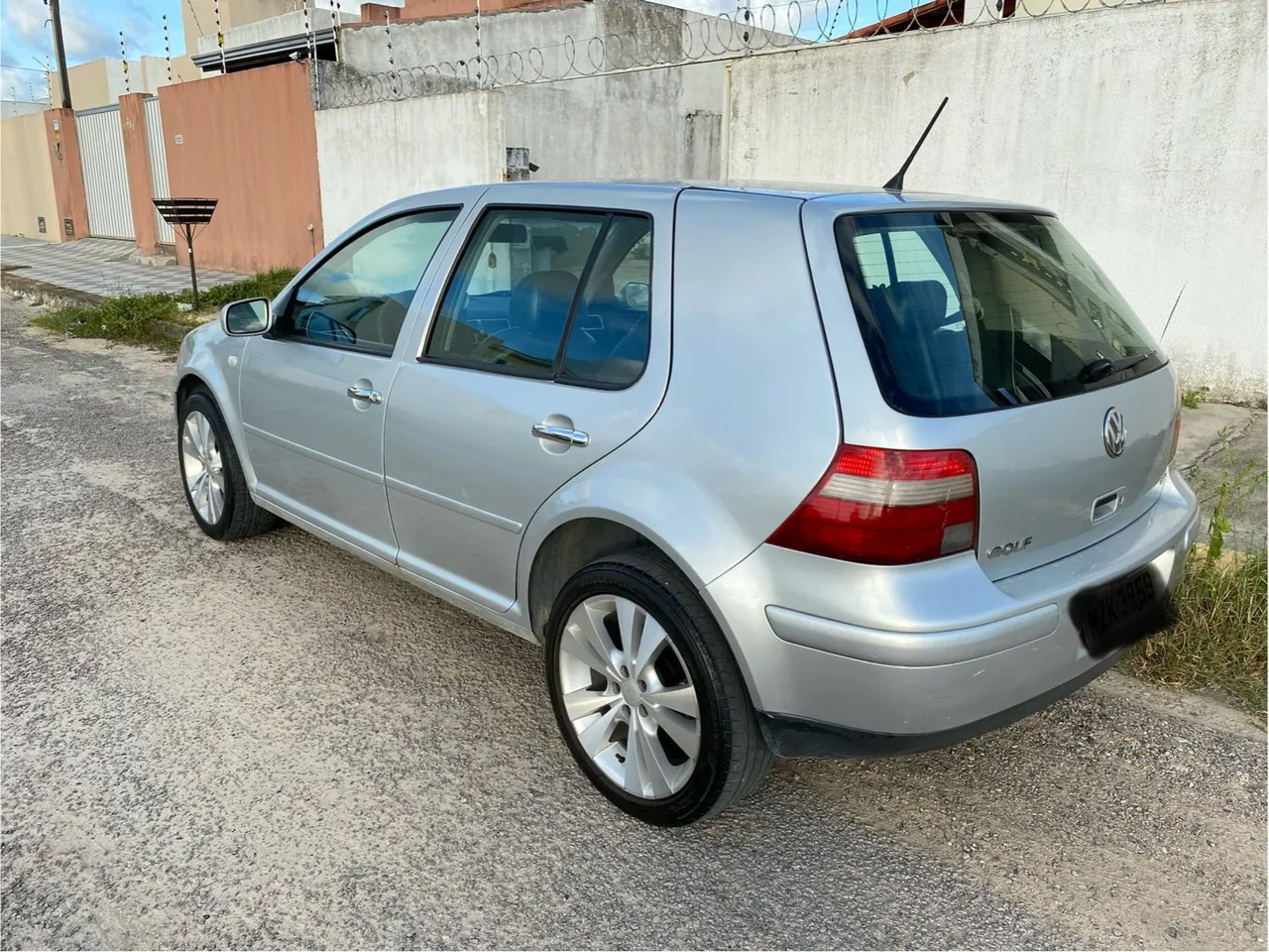 VOLKSWAGEN GOLF 2004 Usados e Novos