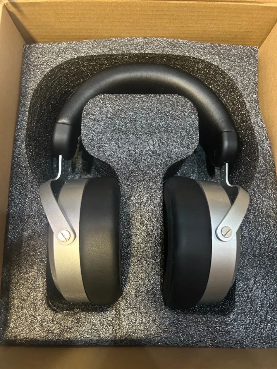 Kit Áudio Hi-End: Fone HiFiMAN HE400se + Amplificador Schiit Magni 3 ...