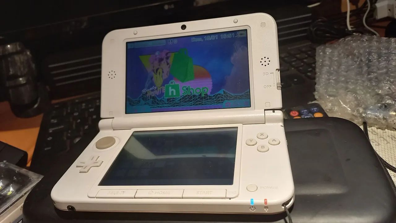 Nintendo 3ds XL Rose desb + R4 - Consoles de Vídeo Game - Morro do ...