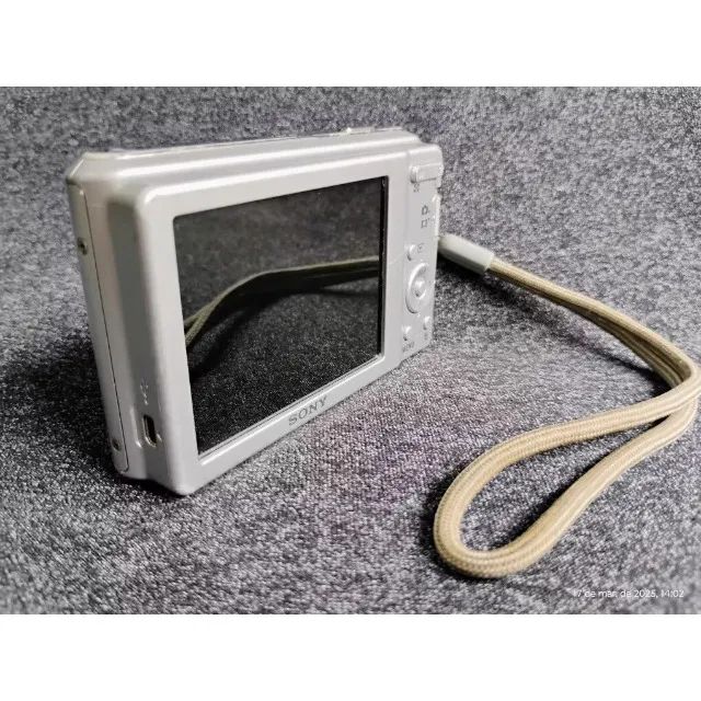 Câmera Digital Cyber Shot Sony 12.1 - DSC - 82100 Funcionando - Câmeras ...