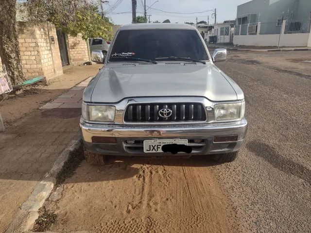 TOYOTA HILUX 2003 Usados e Novos
