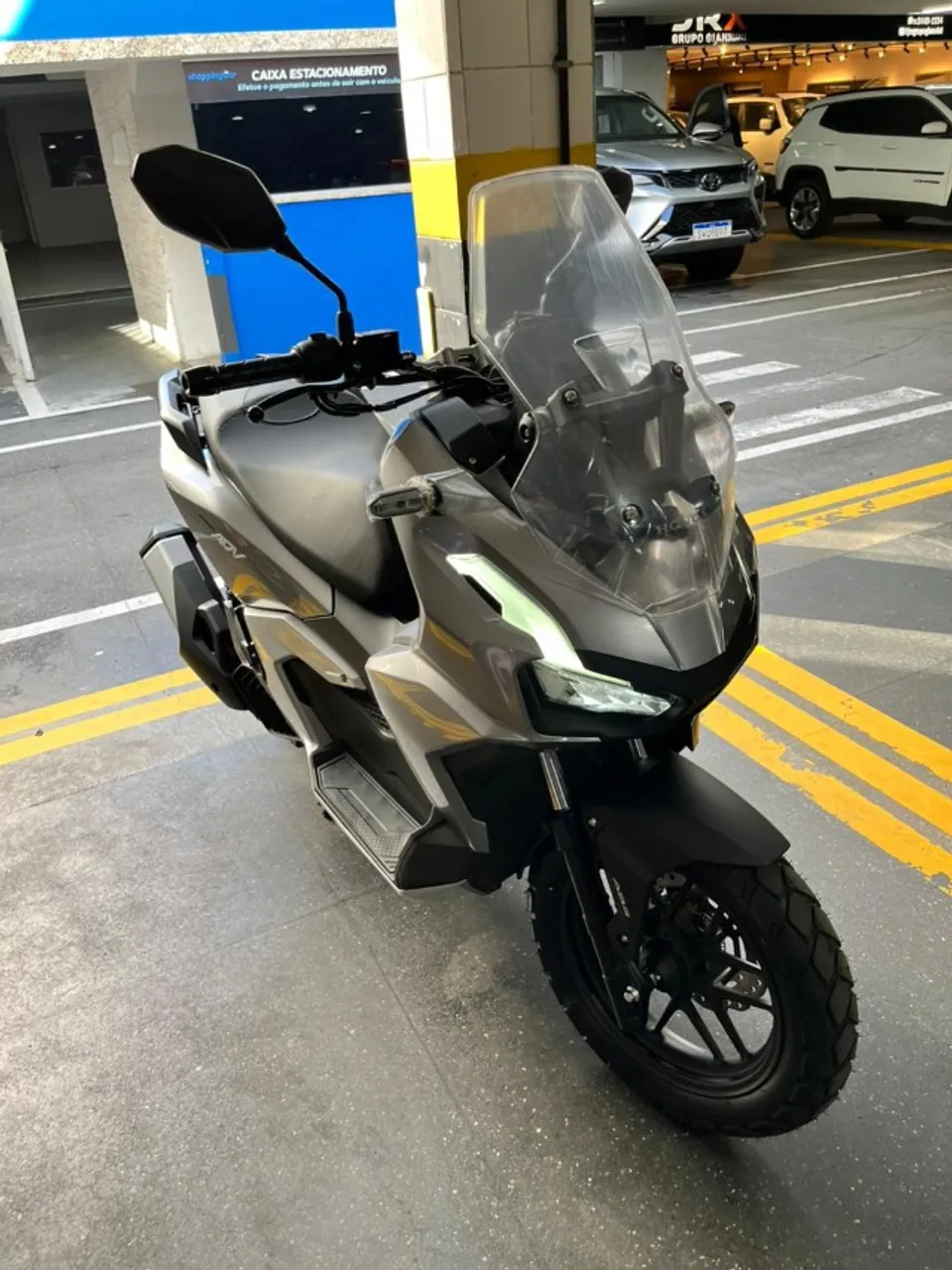 Motos Honda ADV 160 no Brasil