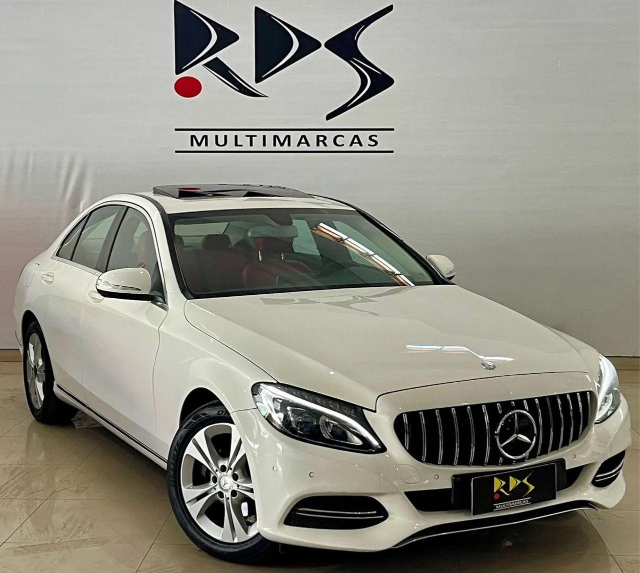 MERCEDES-BENZ C-200 2015 Usados e Novos