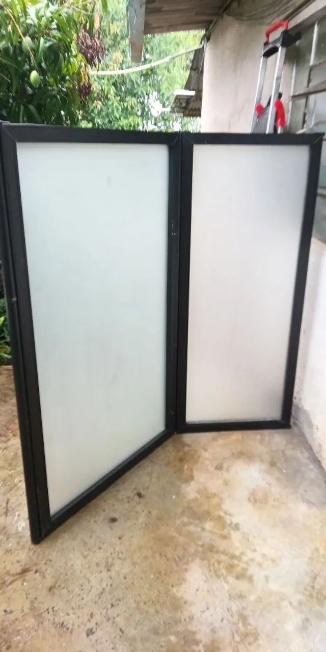 Biombo em alumínio/vidros leitoso - Itens Para Escritório - Uvaranas ...