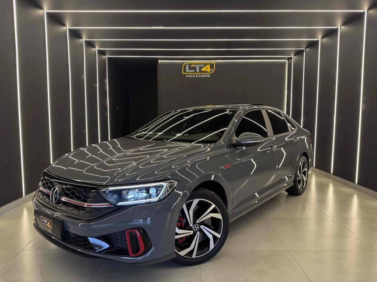 VOLKSWAGEN JETTA GLI 350 TSI 2.0 16V 4P AUT. Usados e Novos