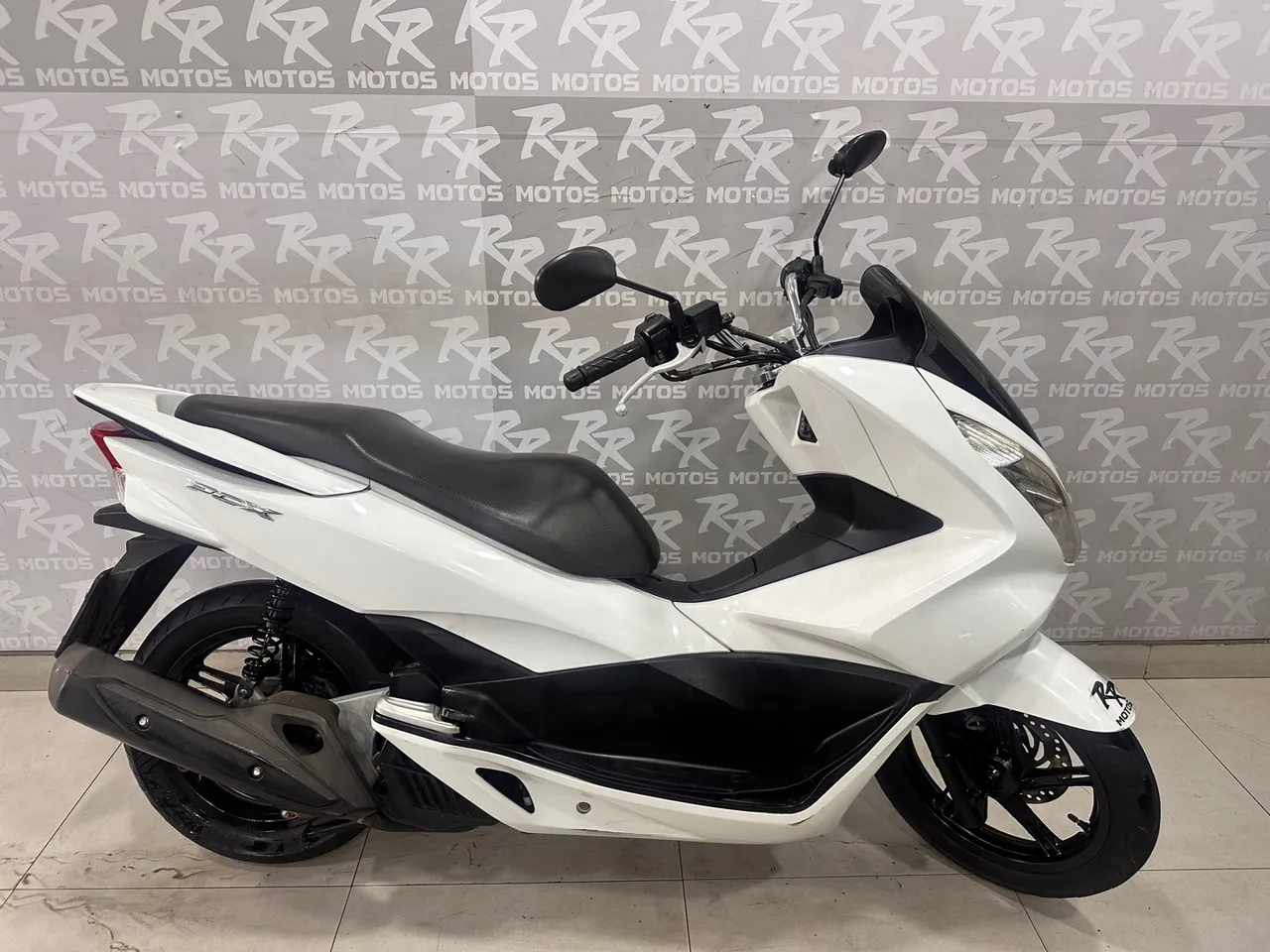 Motos HONDA PCX 2016 no Brasil