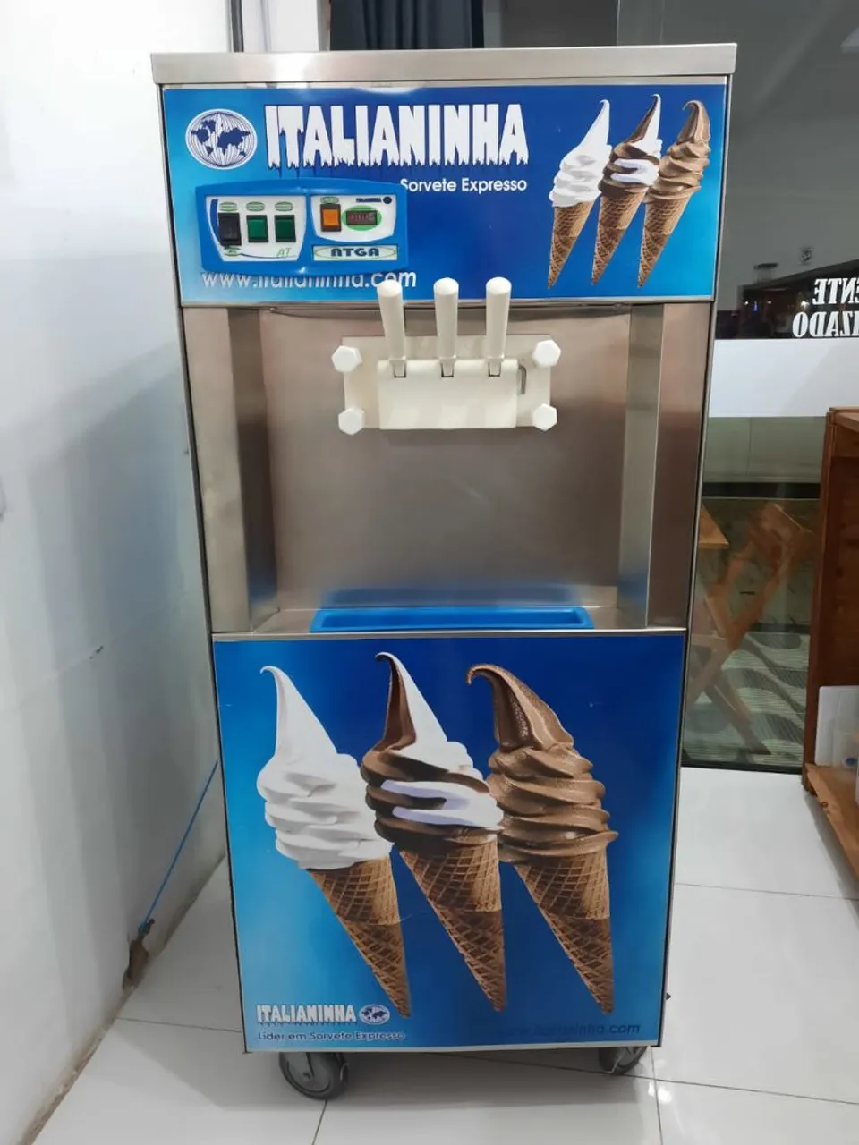 "maquina de sorvete" no Brasil