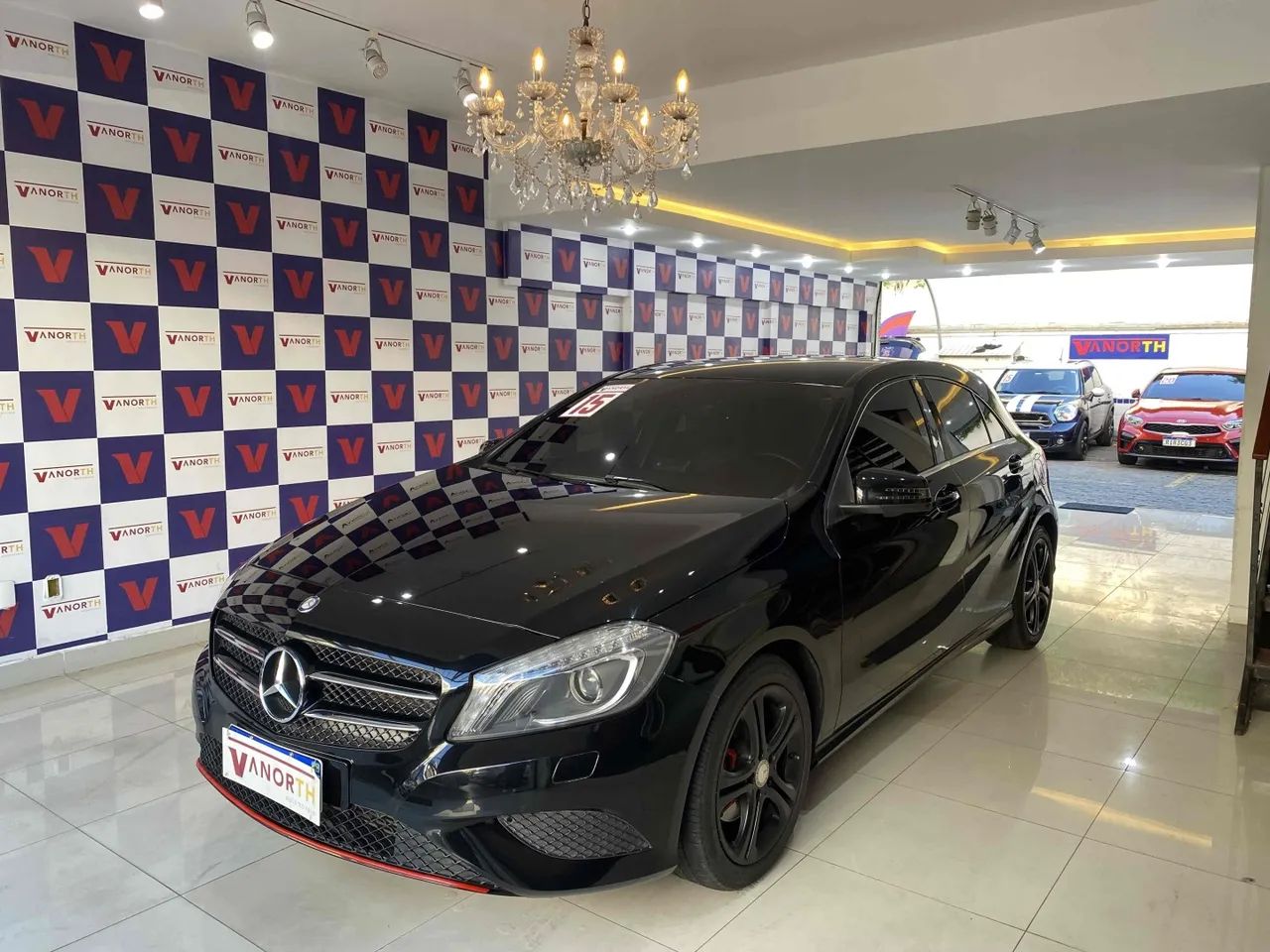 MERCEDES-BENZ A-200 2015 Usados e Novos