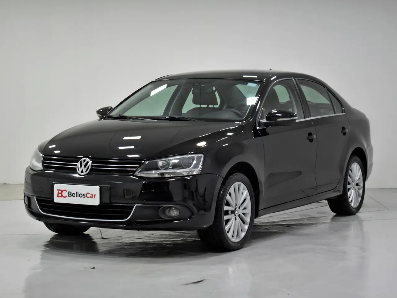 VOLKSWAGEN JETTA 2014 Usados e Novos