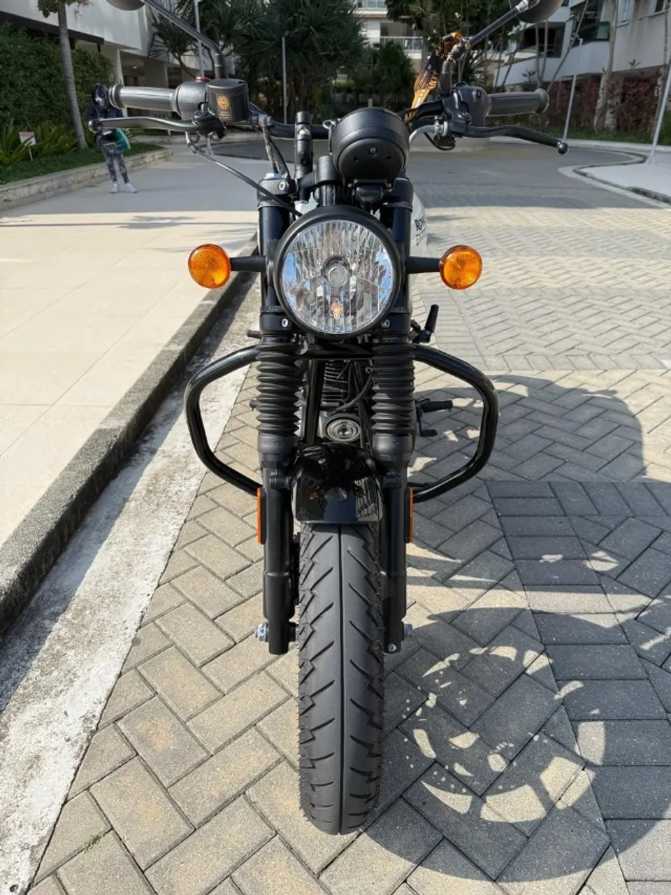 Motos ROYAL ENFIELD HUNTER 350 no Brasil