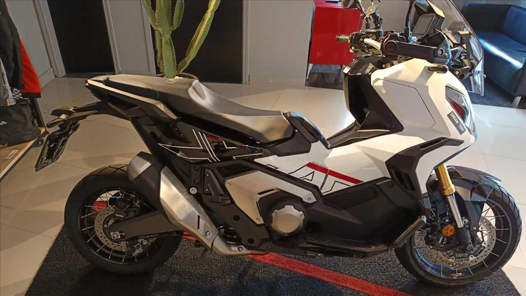 Motos HONDA X-ADV no Brasil