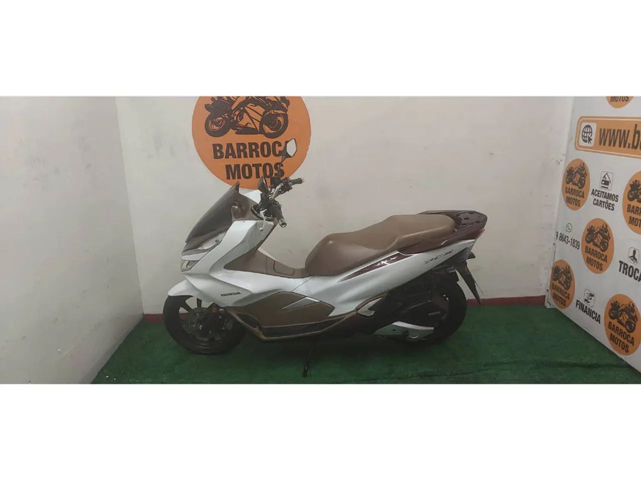 Motos HONDA PCX no Brasil