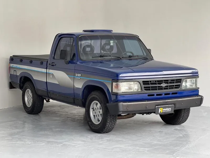 CHEVROLET D-20 Usados e Novos no PR