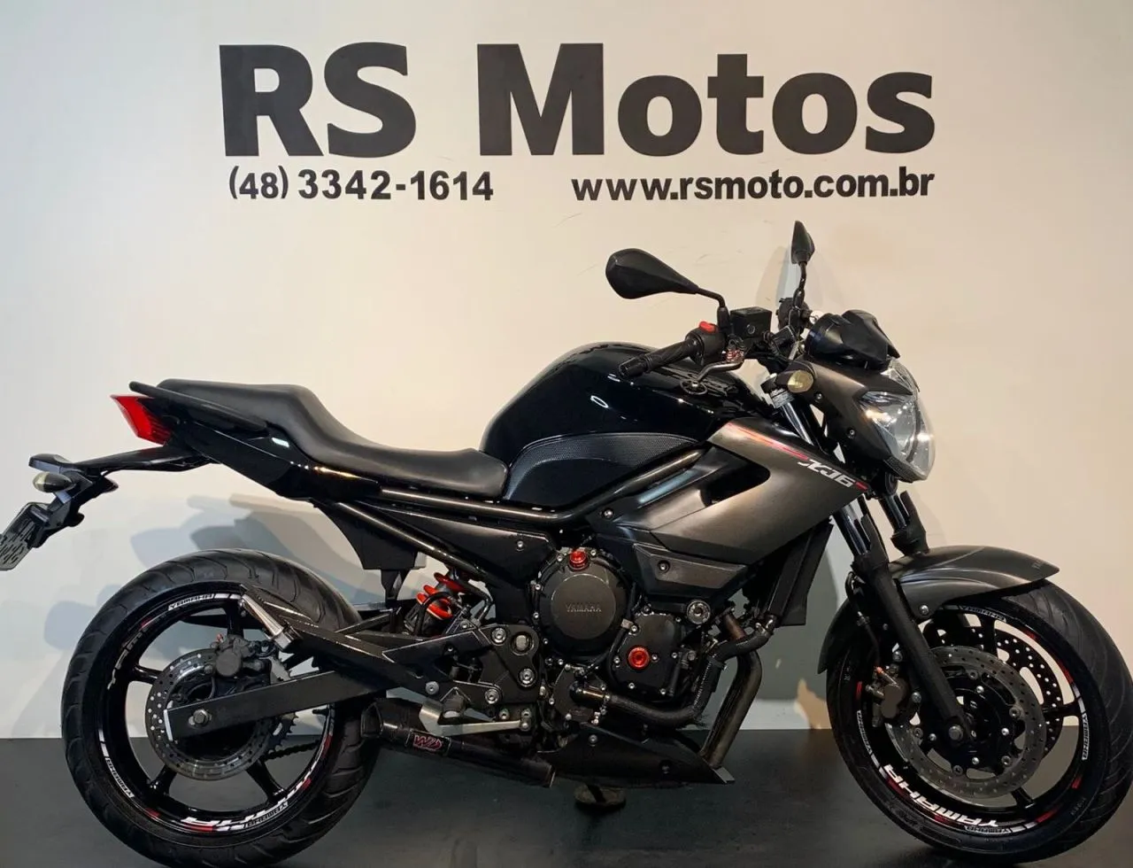 Motos Yamaha XJ6 no Brasil