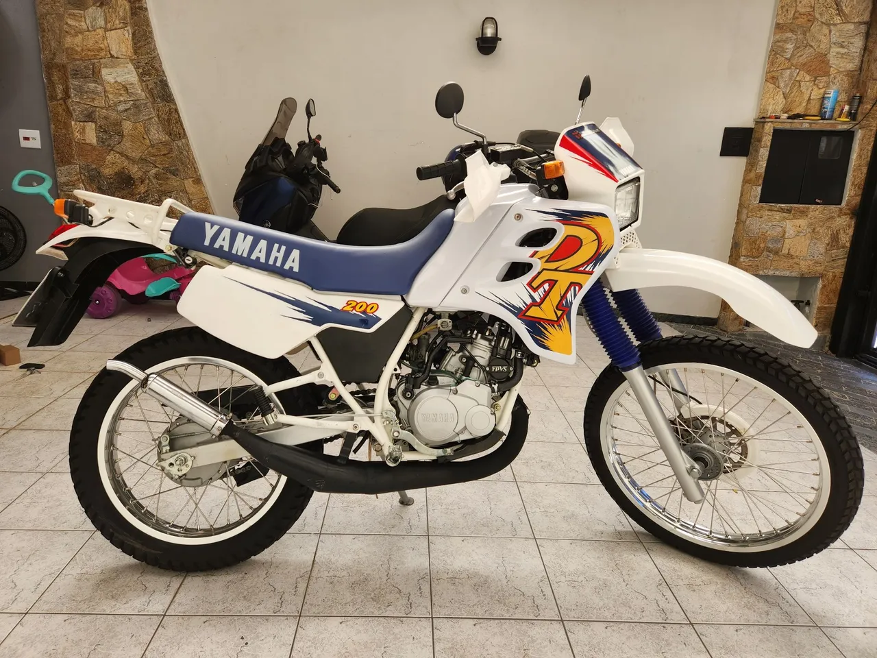 Motos Yamaha DT no Brasil