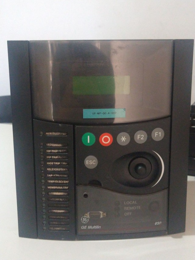 GE Multilin F650-Alimentador FMOD 136V08B3-01 - Outros itens para agro ...