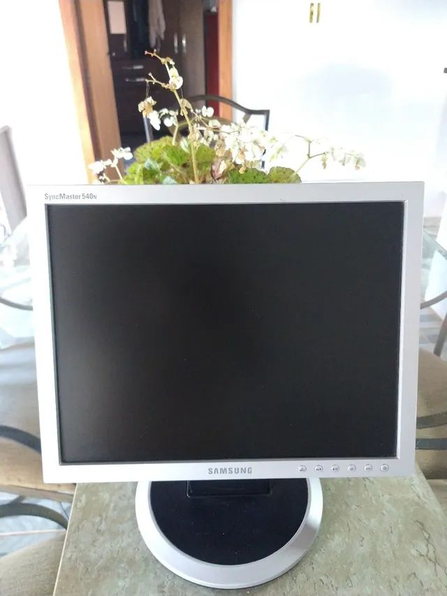 Monitor syncmaster 540n | +8 anúncios na OLX Brasil