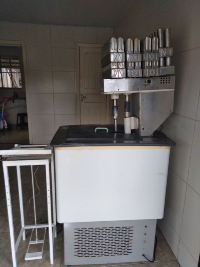 Maquina de fazer sorvete e picole | +33 anúncios na OLX Brasil