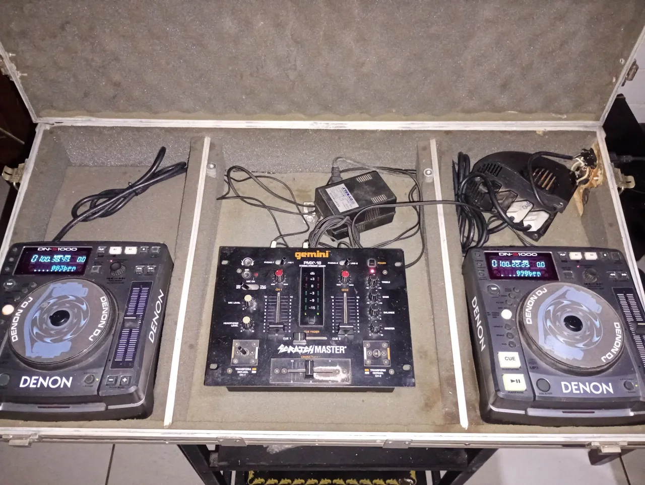 "cdj 2000" no Brasil