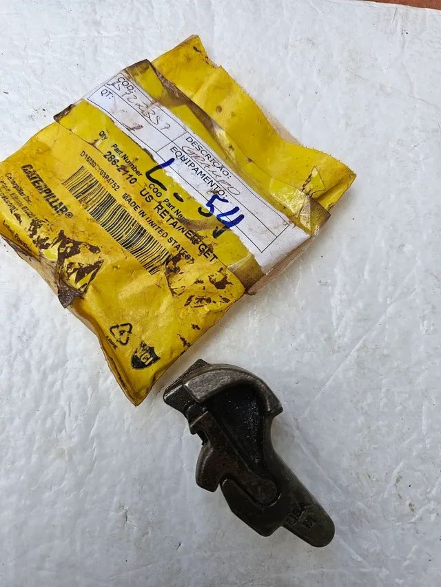 Escavadeira carregadeira caterpillar trava dente nova original 2862110 ...