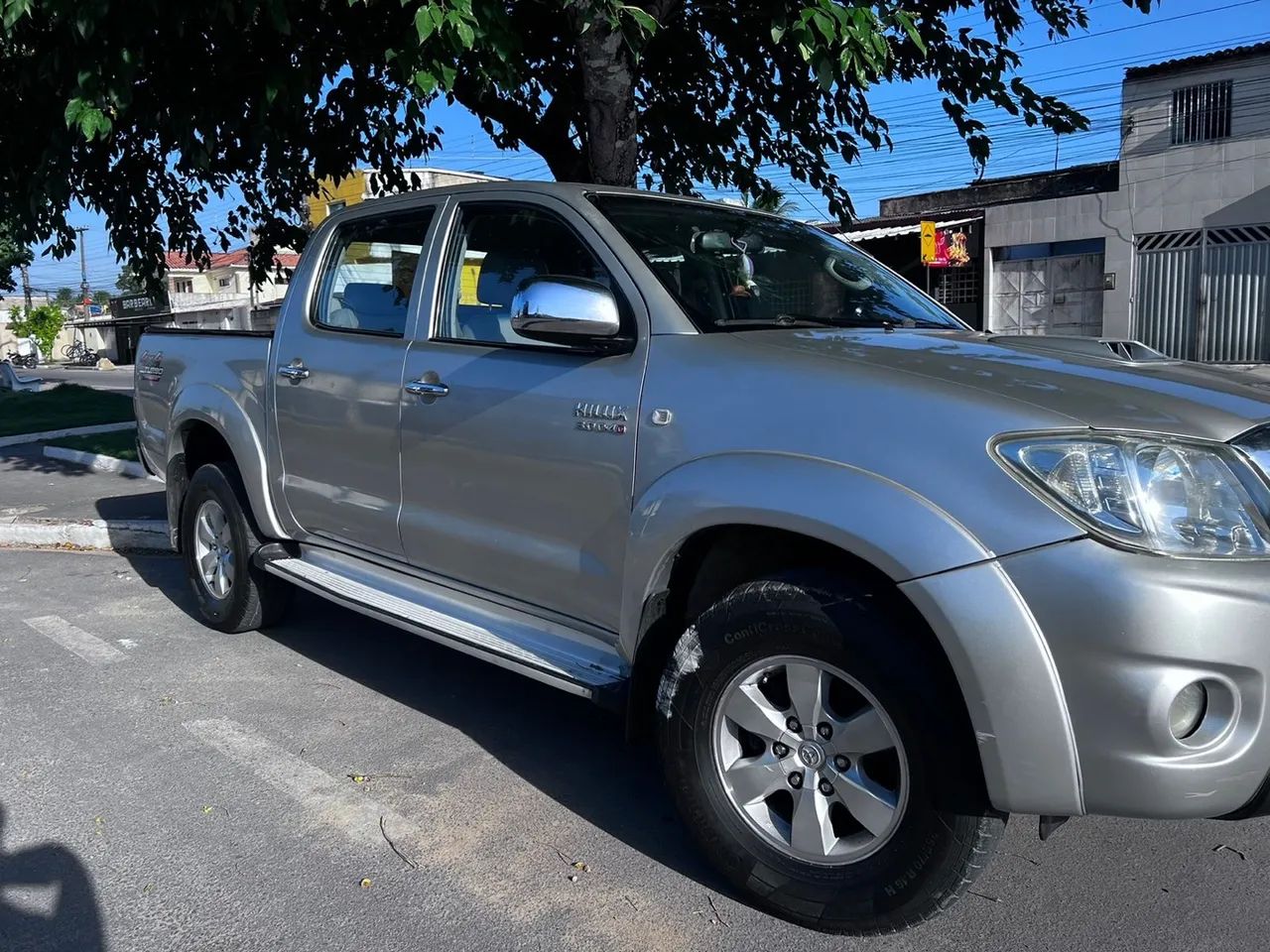 TOYOTA HILUX 2010 Usados e Novos