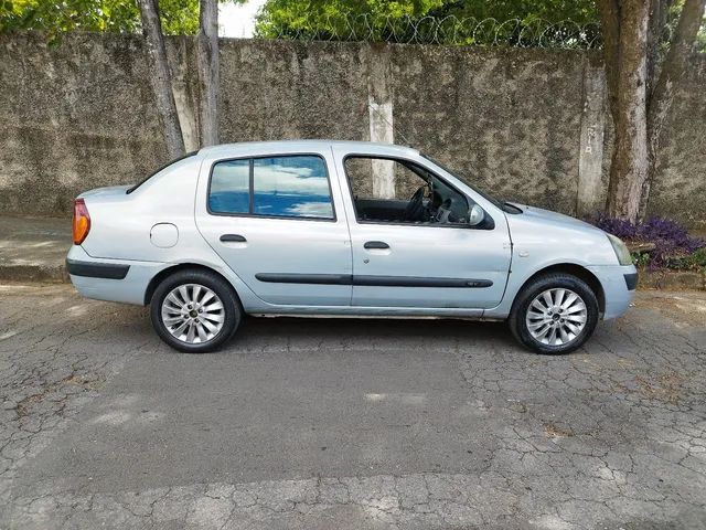 RENAULT CLIO 2004 Usados e Novos