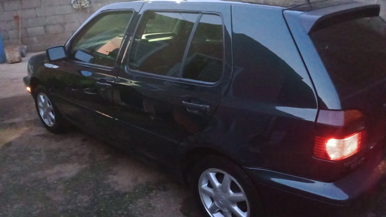 VOLKSWAGEN GOLF 1998 Usados e Novos