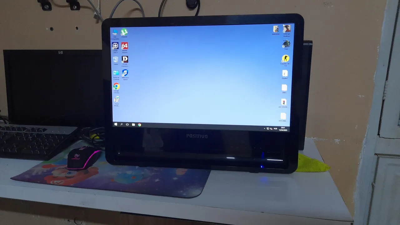 "monitor positivo 1 polegadas" no Brasil