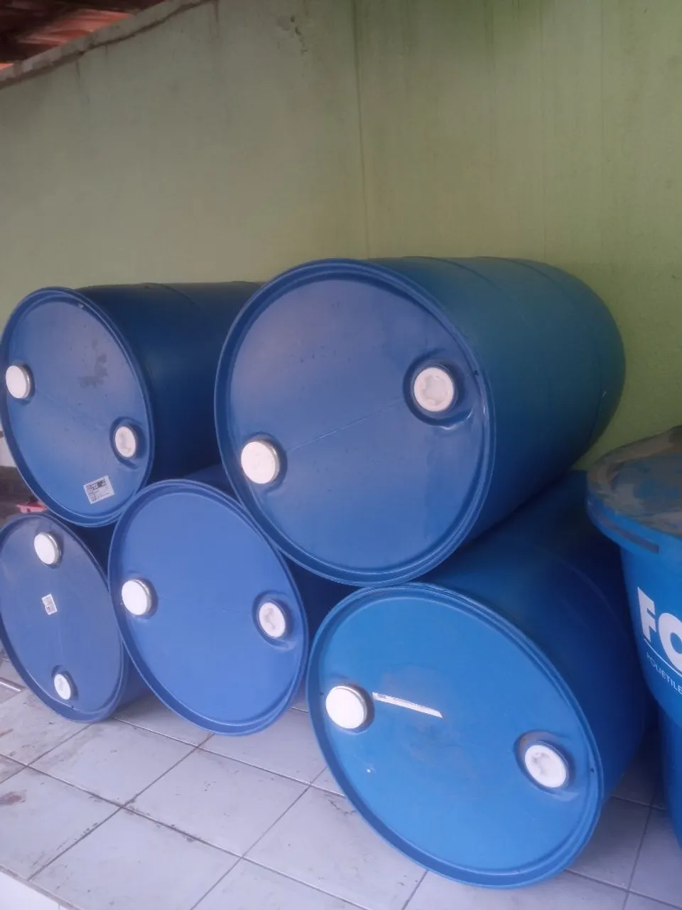 "tambores de 200 litros" no Brasil