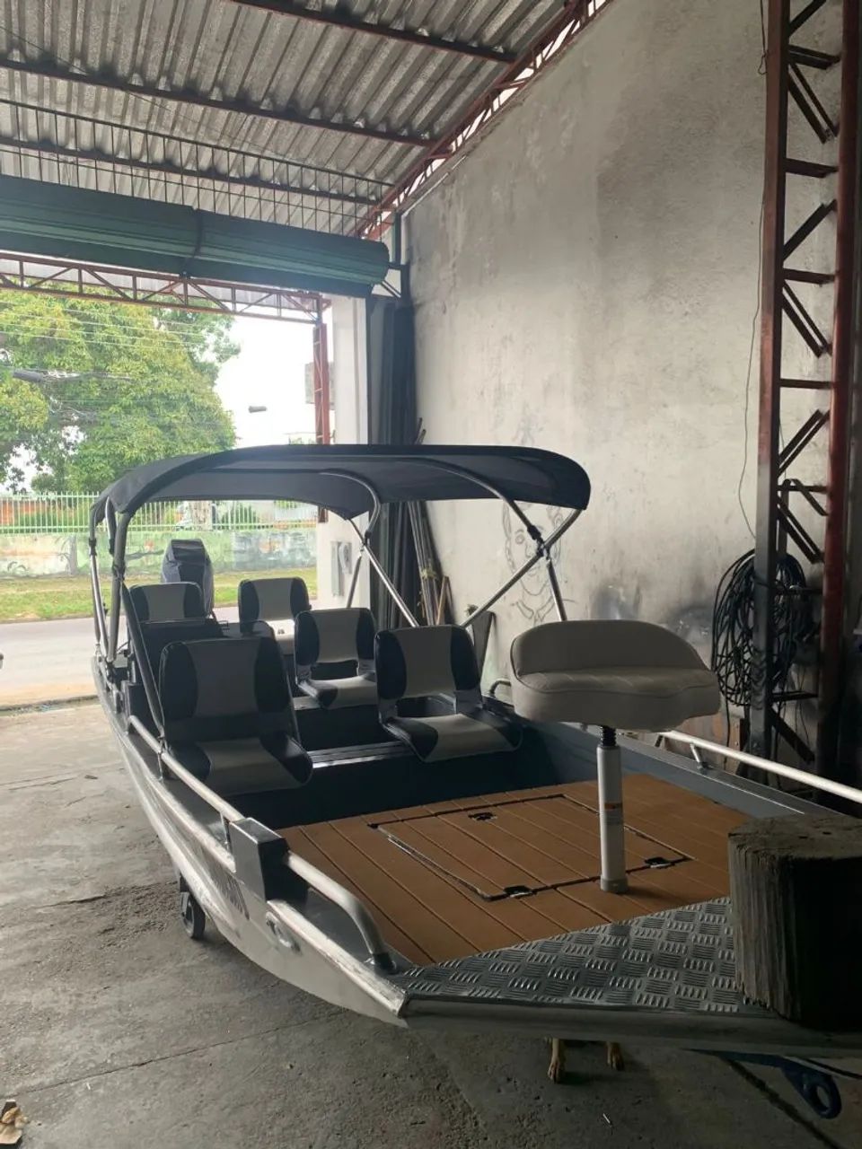 Bote de aluminio 6m x 1,60m com motor 60hp yamaha 4 tempos. - Barcos e ...