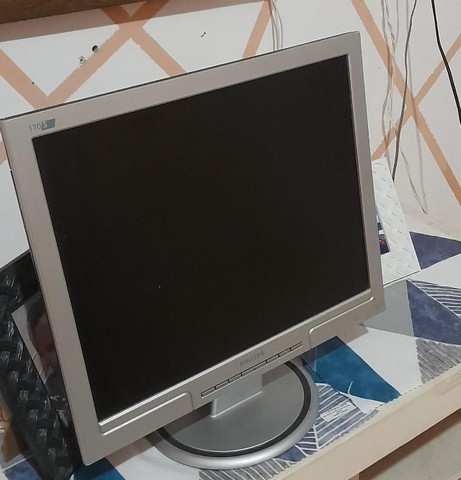 Monitor lcd 16 polegadas | +620 anúncios na OLX Brasil