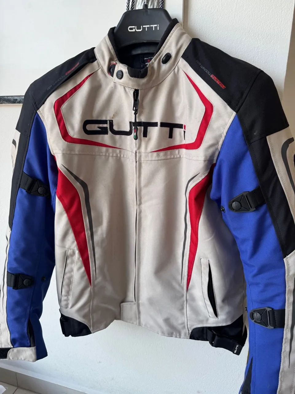 Jaqueta Gutti para Motociclista - Proteção e Estilo - Esportes Sobre ...