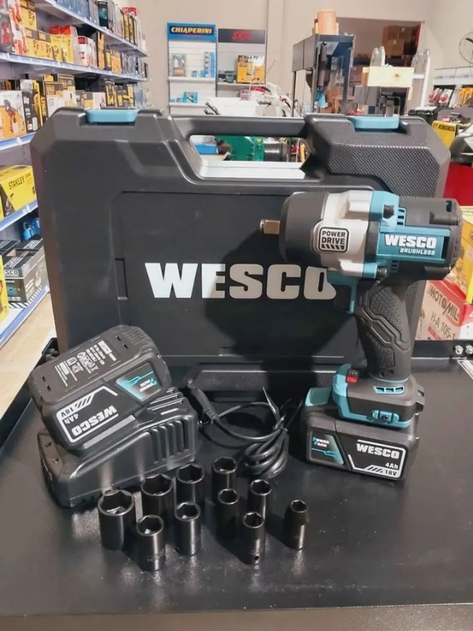 Chave de impacto Profissional 2 Baterias 18v 4ah motor Brushless Wesco (Loja) - Ferramentas de ...