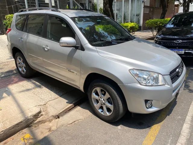 TOYOTA RAV4 2011 Usados e Novos
