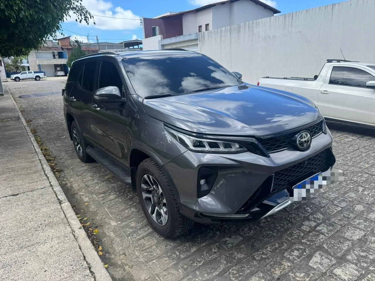Toyota Hilux SW4 DIAMOND 2.8 TB 4X4 DIE. AUT. Usados e Novos