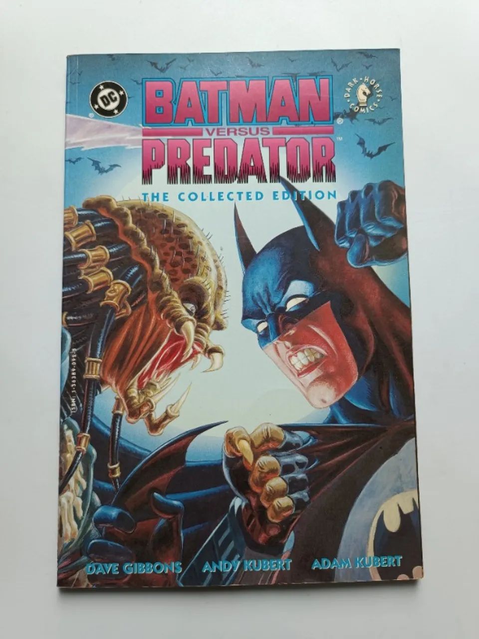 Revista Batman Versus Predator: The Collected Edition (em inglês ...