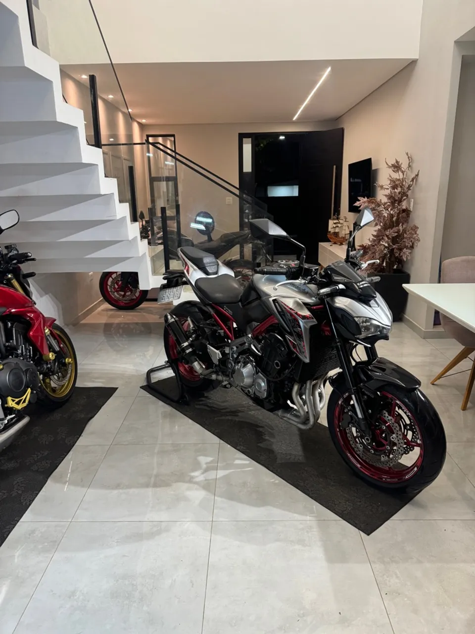 Motos KAWASAKI Z no Brasil