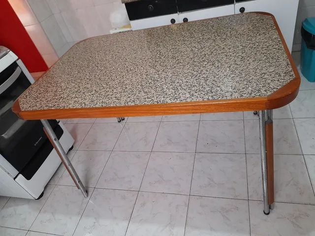 "mesa de formica com 4 cadeiras" no Brasil