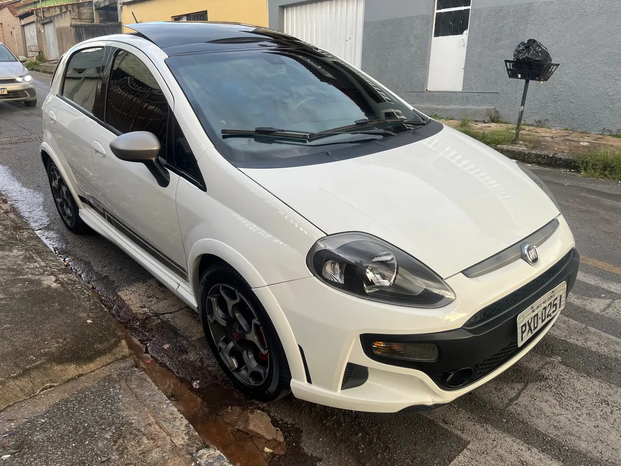 Fiat Punto T-JET 1.4 16V TURBO 5P Usados e Novos