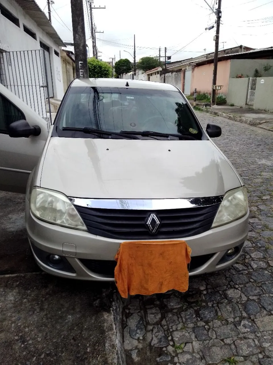 "renault logan 2012" no Brasil