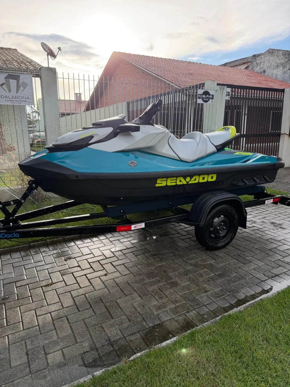 ? JET SKI SEA-DOO À VENDA - ESTADO DE ZERO - Barcos e aeronaves ...