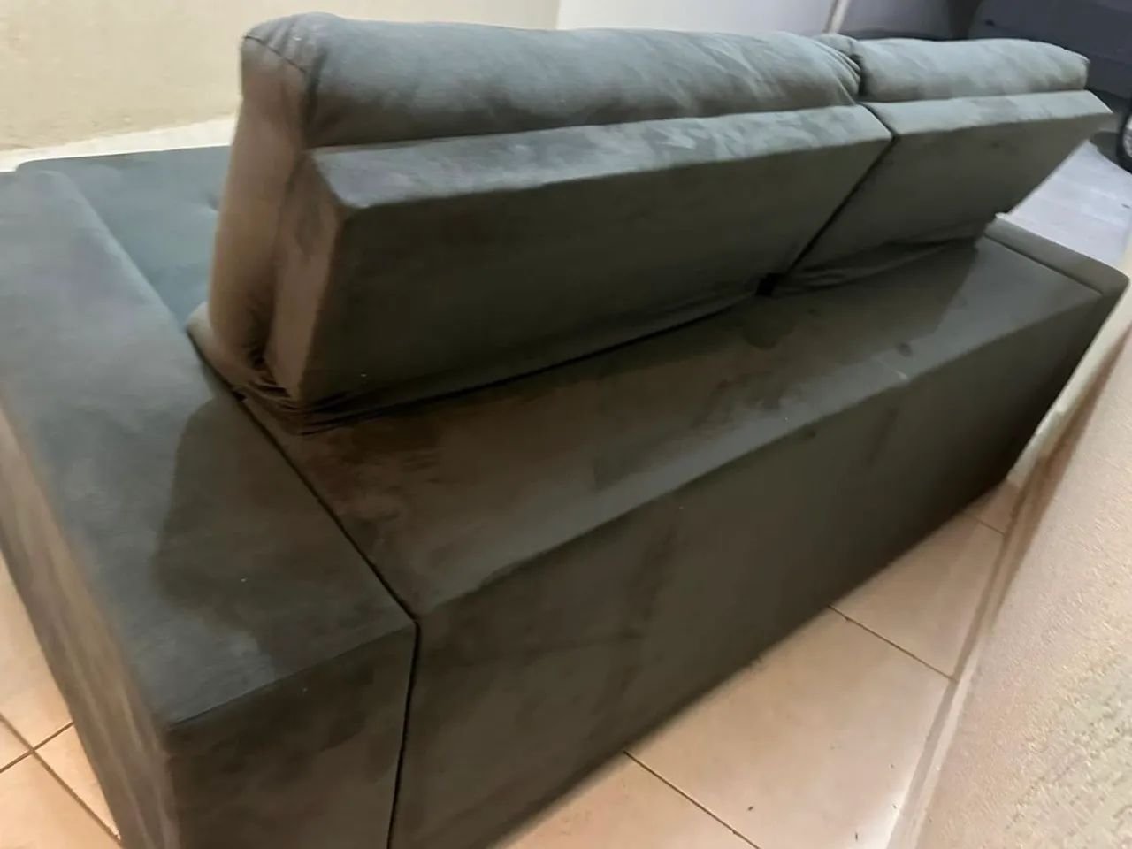 Vende sofá de dois lugar Retrátil - Sofás e Poltronas - Setor Três ...