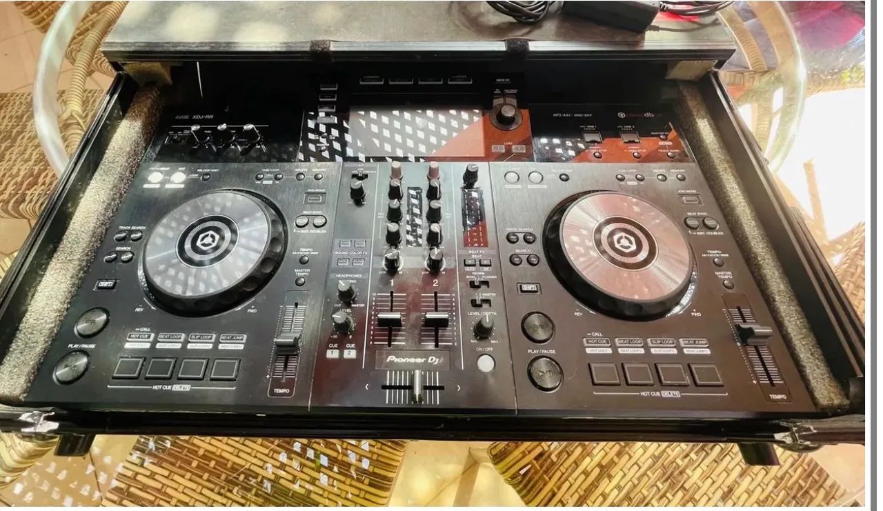Controladora Pioneer XDJ RR com Case - Aparelhos de Som - Jardim ...