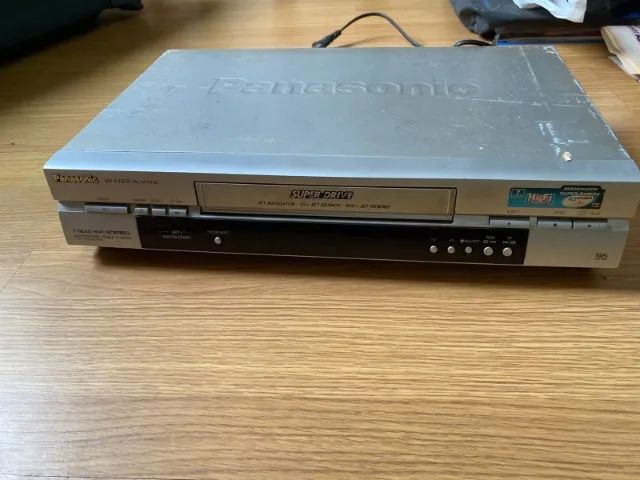 Vídeo Cassete Panasonic Superdrive 7head Hi-fi Stereo - DVD, Blu-Ray e ...