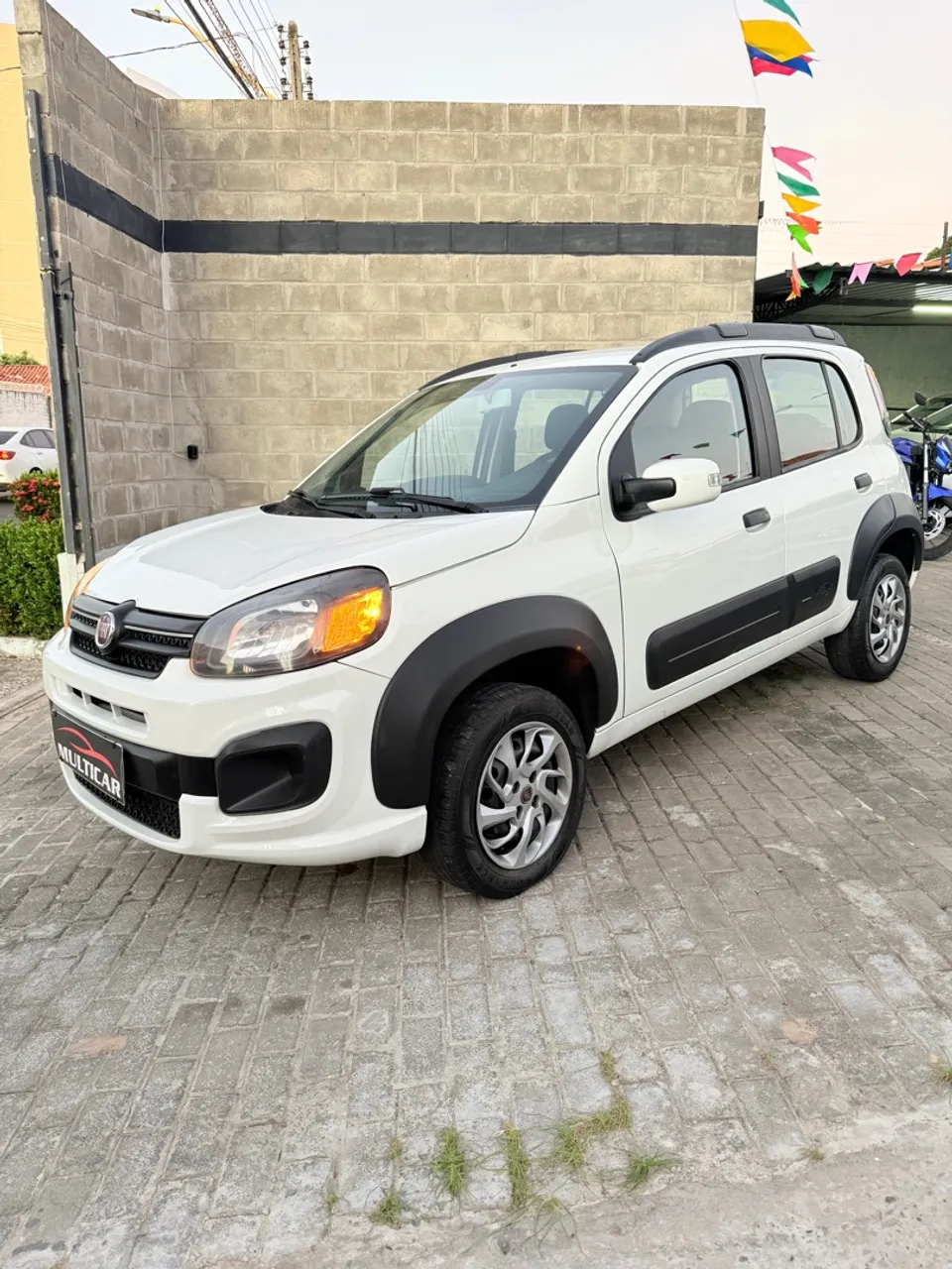 FIAT UNO WAY 1.0 FLEX 6V 5P Usados e Novos